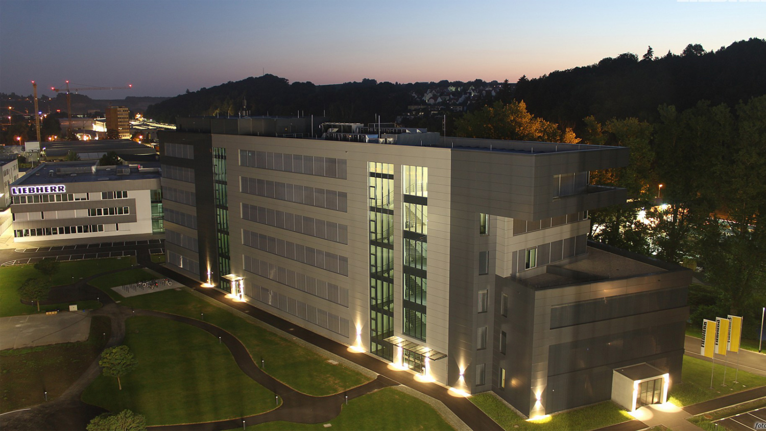 Statix GmbH - Projektdetails Liebherr Gebäude
